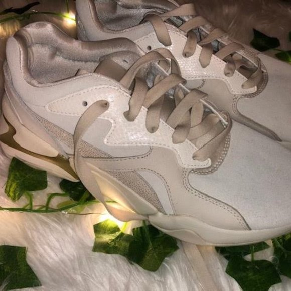 Puma | Shoes | Puma Gold Cream Sneakers With Sparkle Detailing | Poshmark